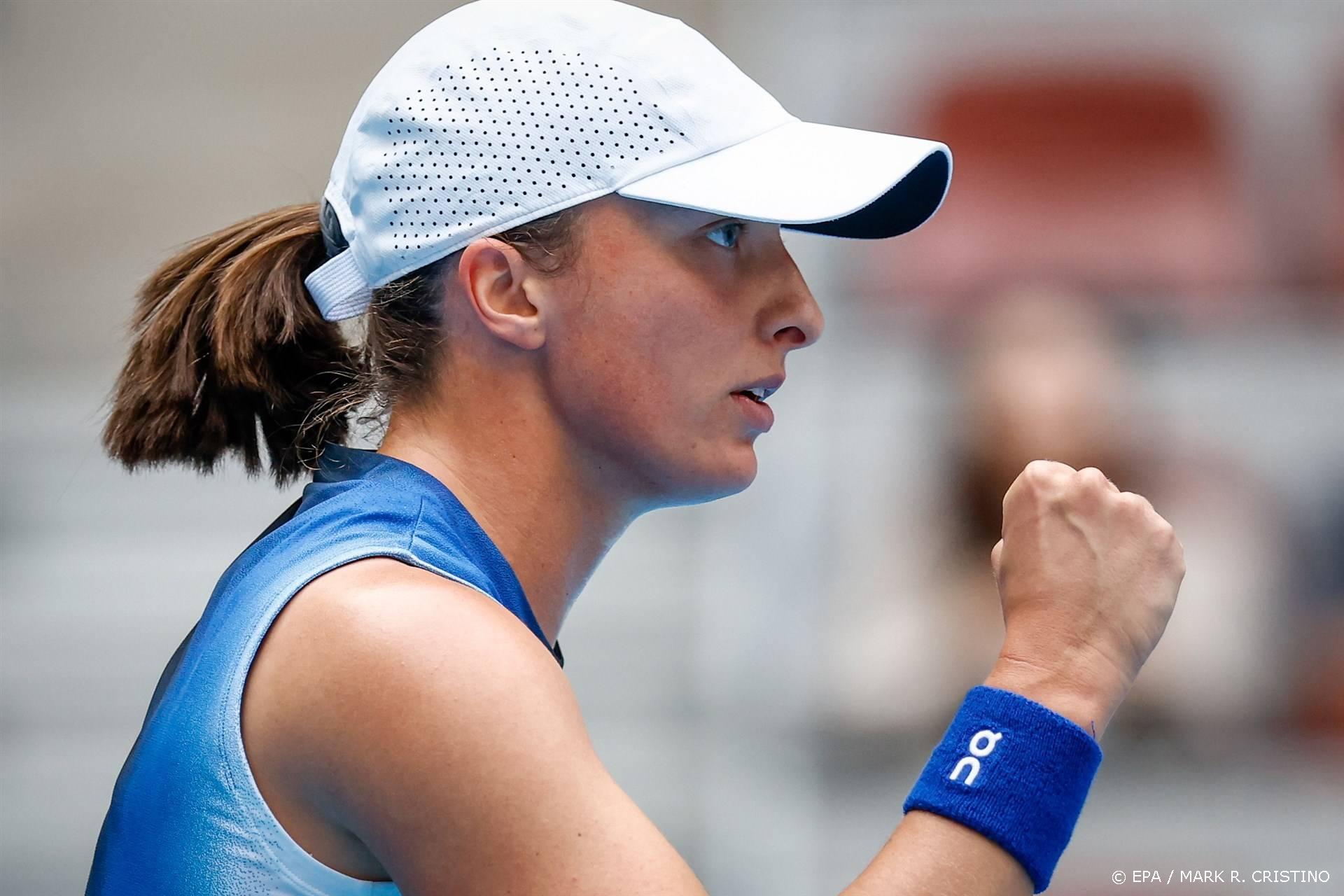 Swiatek eindigt zegereeks Gauff en bereikt finale in Beijing