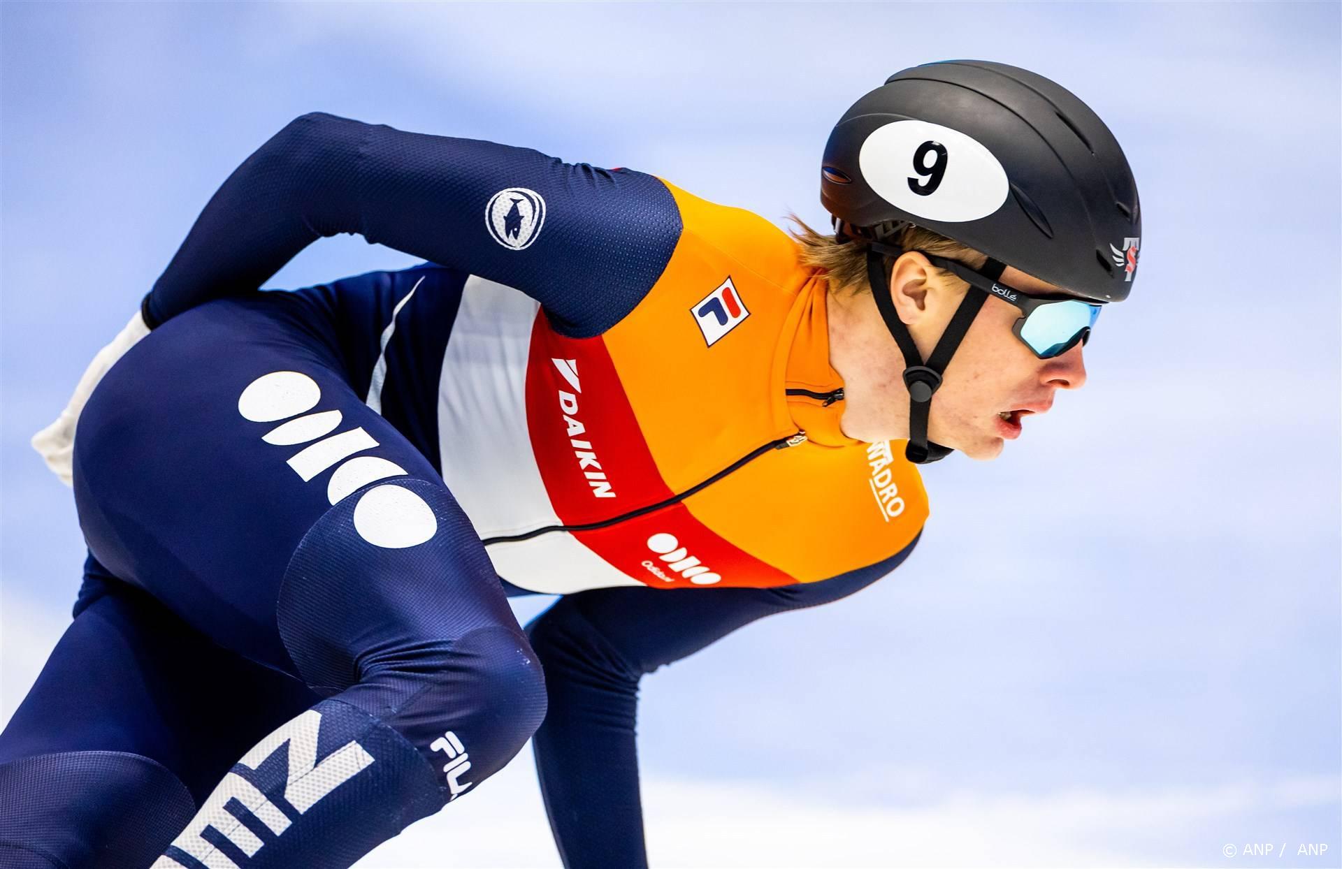 Enkelblessure zet streep door EK shorttrack voor Van 't Wout