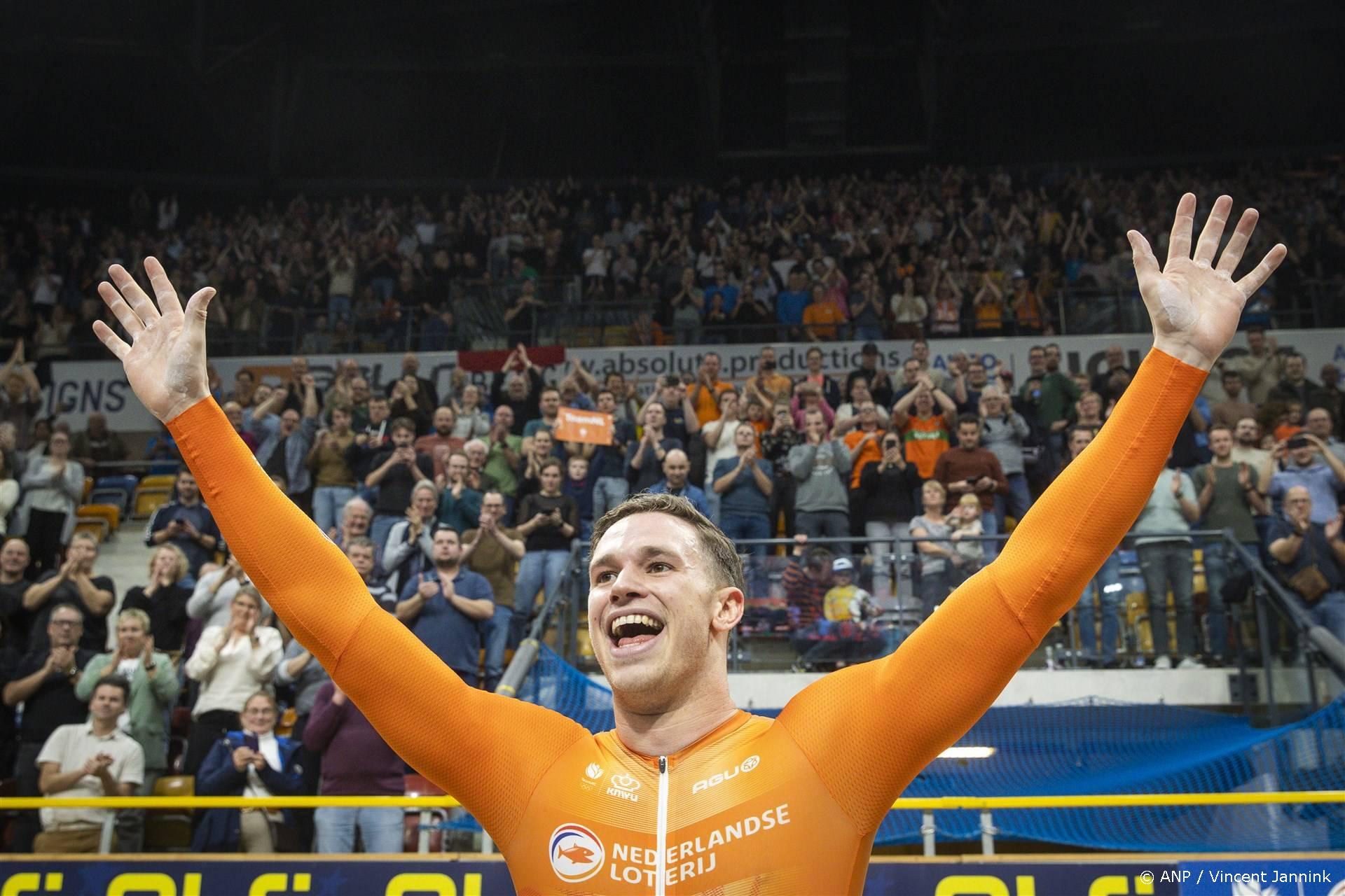 Baanwielrenner Lavreysen maakt aankomend weekend comeback in Canada